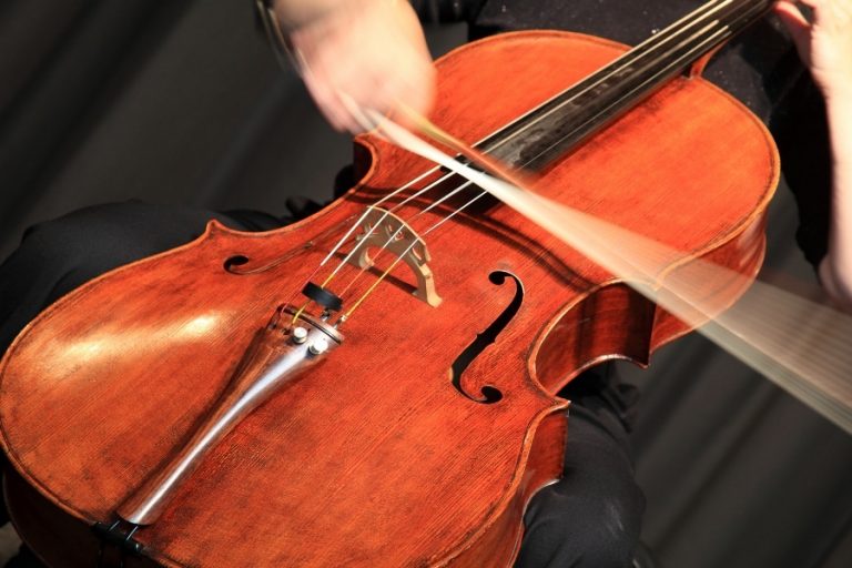 String Instruments: Your Guide To Learning 3 Common Ones
